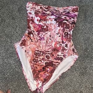 Ivanka Trump | Swim | Ivanka Trump One Piece Bathing Suit | Poshmark